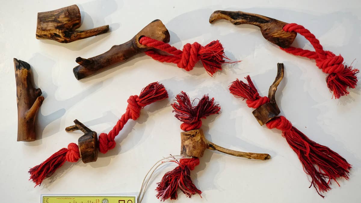 hundsfutter - Olive Wood tethers for small and mini dogs | Dog.Dog.Cat.